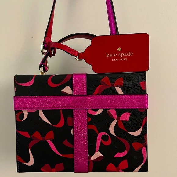 kate spade | Bags | Kate Spade Wrapping Party Ribbons Small Purse Black ...